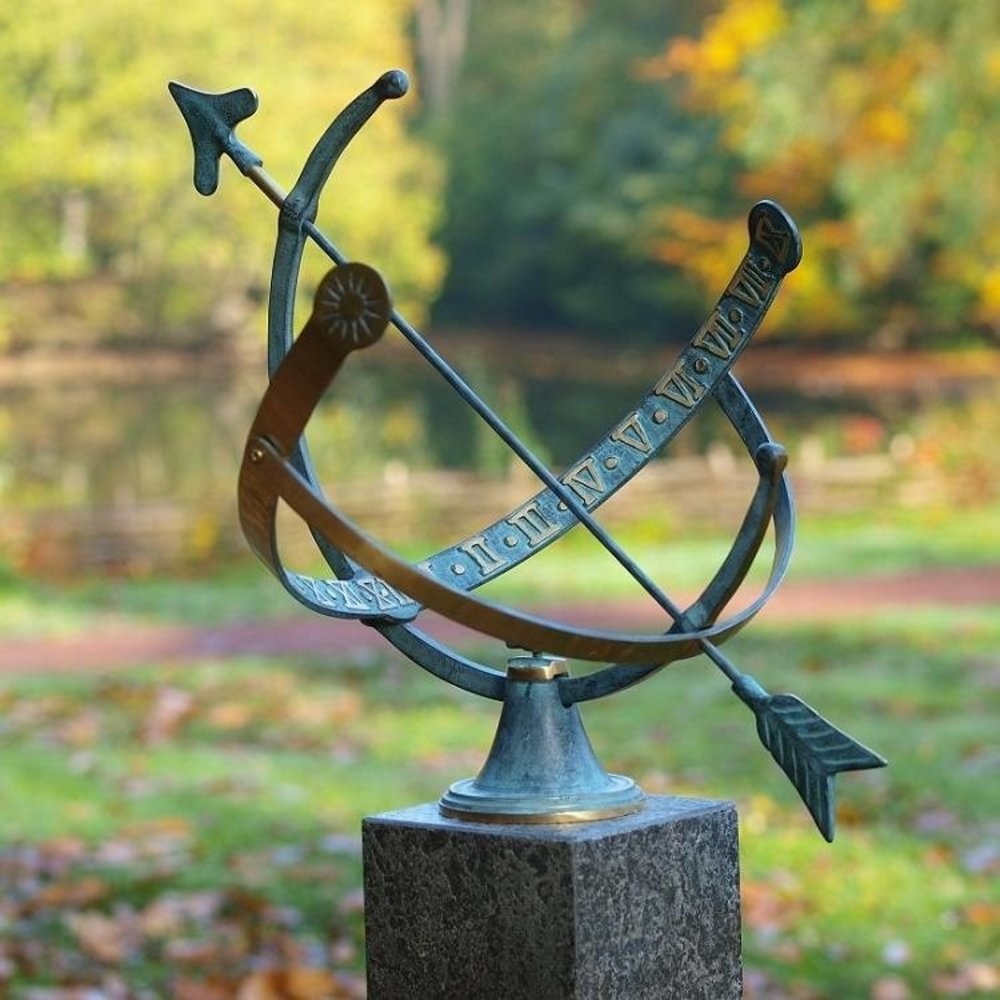 Sundials | A sundial statue for the garden