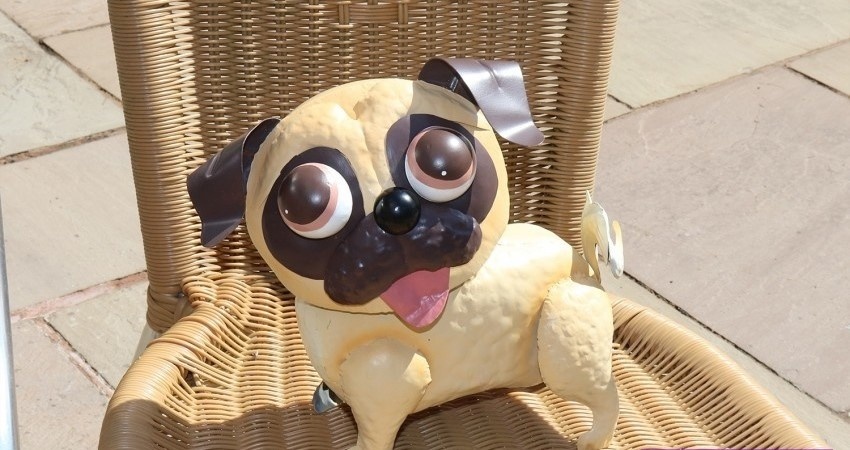 Metalen Mopshondje | Eliassen