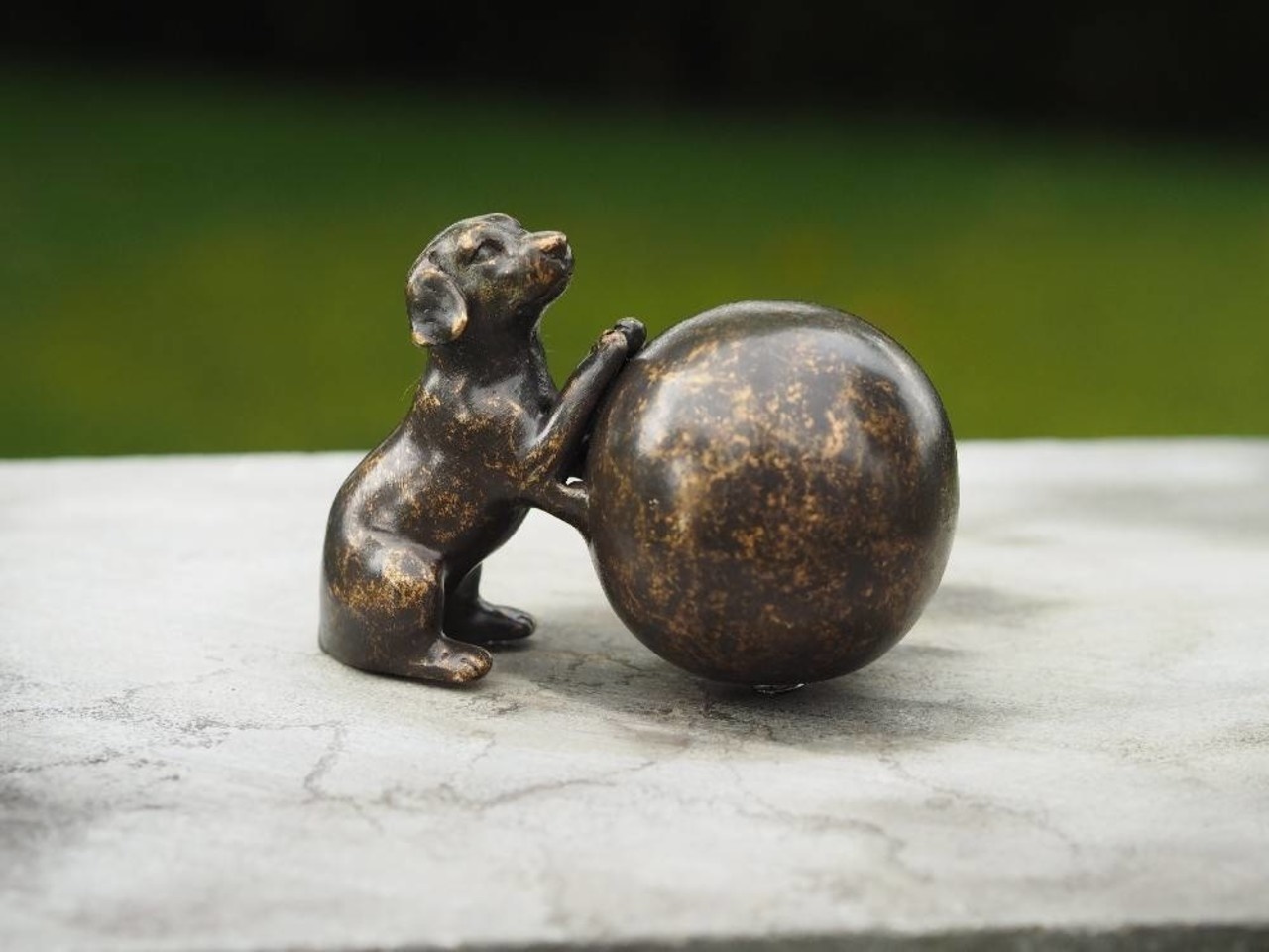 Beautiful bronze statues for grave decoration | bronze statues SPECIALIST